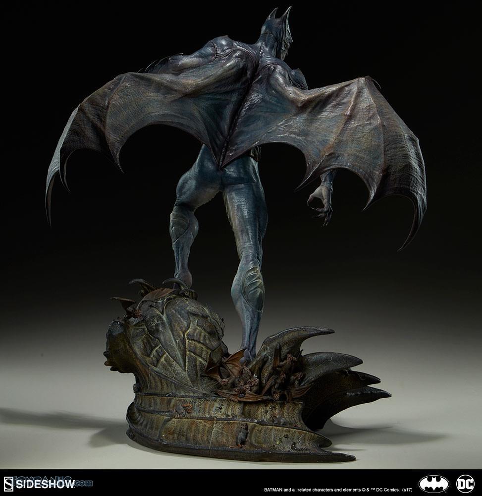 920201780838PM_dc-comics-batman-gotham-city-nightmare-collection-statue ...